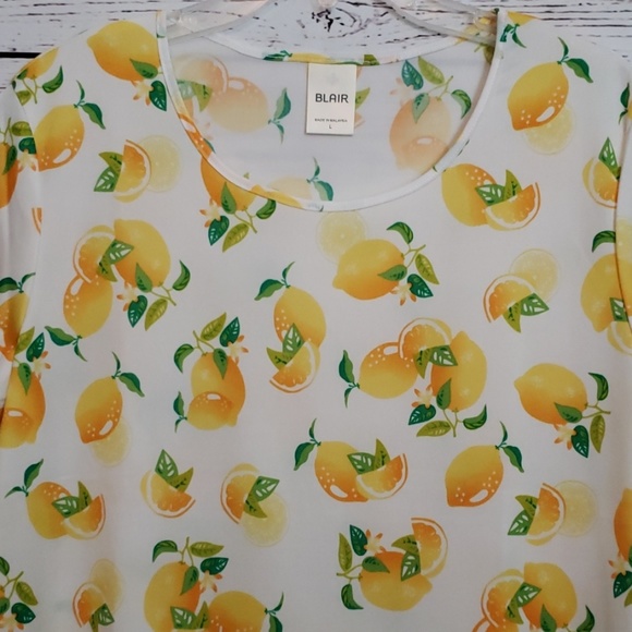 Blair | Tops | Blair Lemon Print Top Size Large Like New | Poshmark